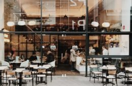 Terminal F Split, a new restaurant designed as aerodrome