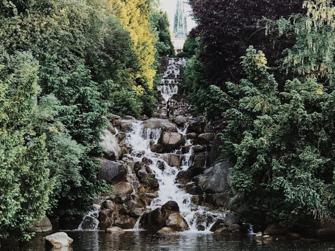 Viktoriapark Berlin, a lovely park dominated by a fantastic waterfall