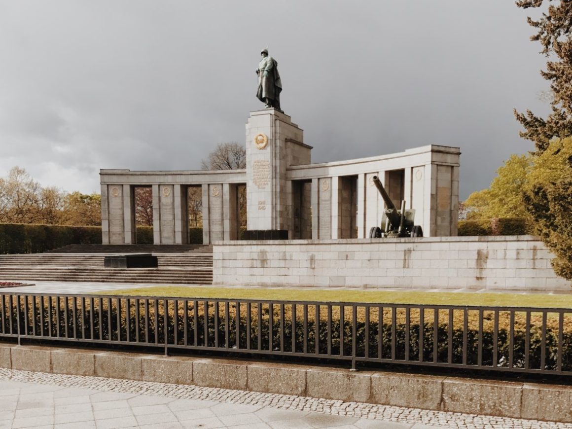 Soviet Memorial Tiergarten, an amazing history close to Brandenburg Gate