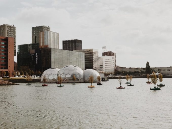 Floating Pavilion, an experiment in sustainable architecture