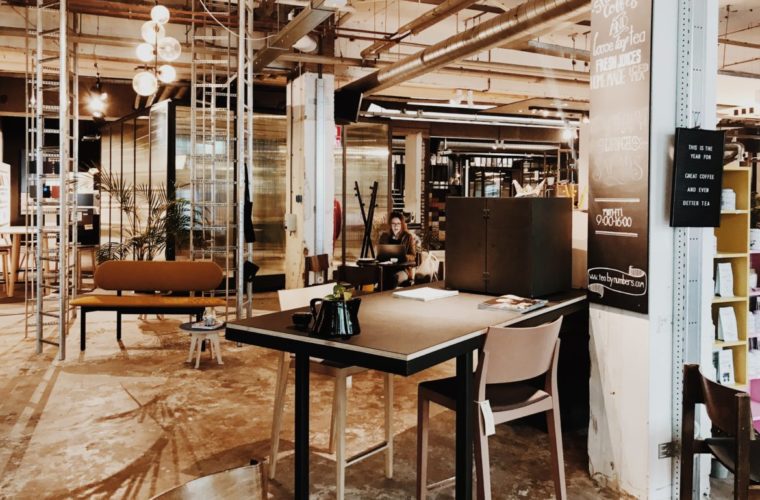 Terminal F Split, a new restaurant designed as aerodrome