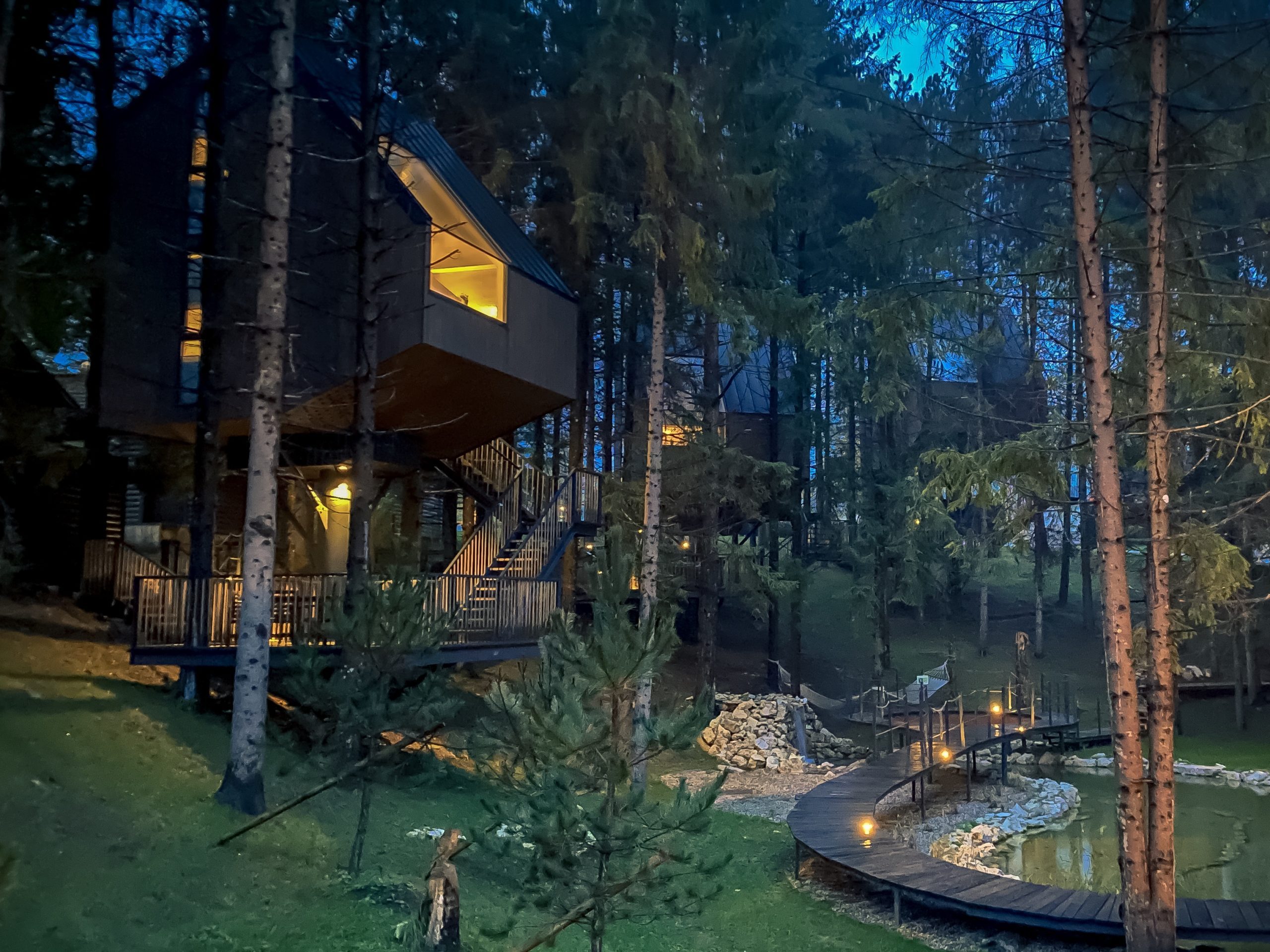 These tree houses in Croatia are very popular! See why